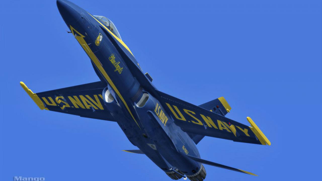 Microsoft Flight Simulator X: Steam Edition by Microsoft